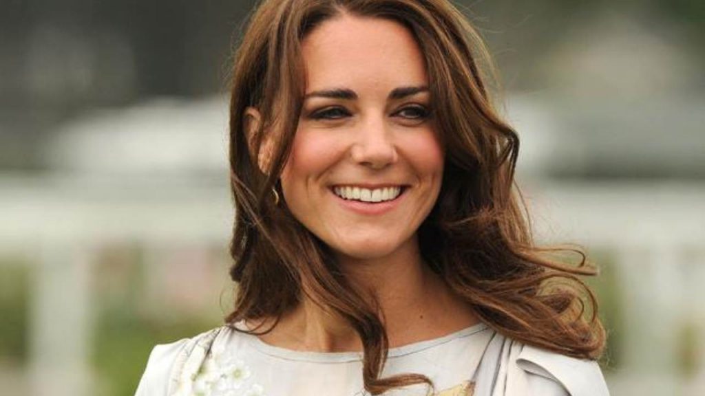 Kate Middleton, avete visto come si 'conciava' prima di diventare ...