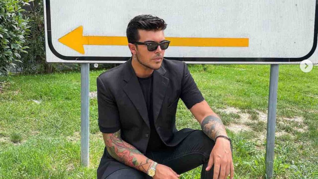 Stash, la dedica toccante del cantante: "Io non faccio altro che ...